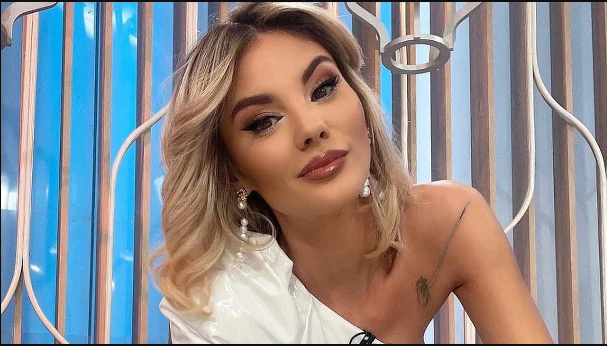 Ramona Olaru: Vârsta, biografie și detalii fascinante despre asistenta TV