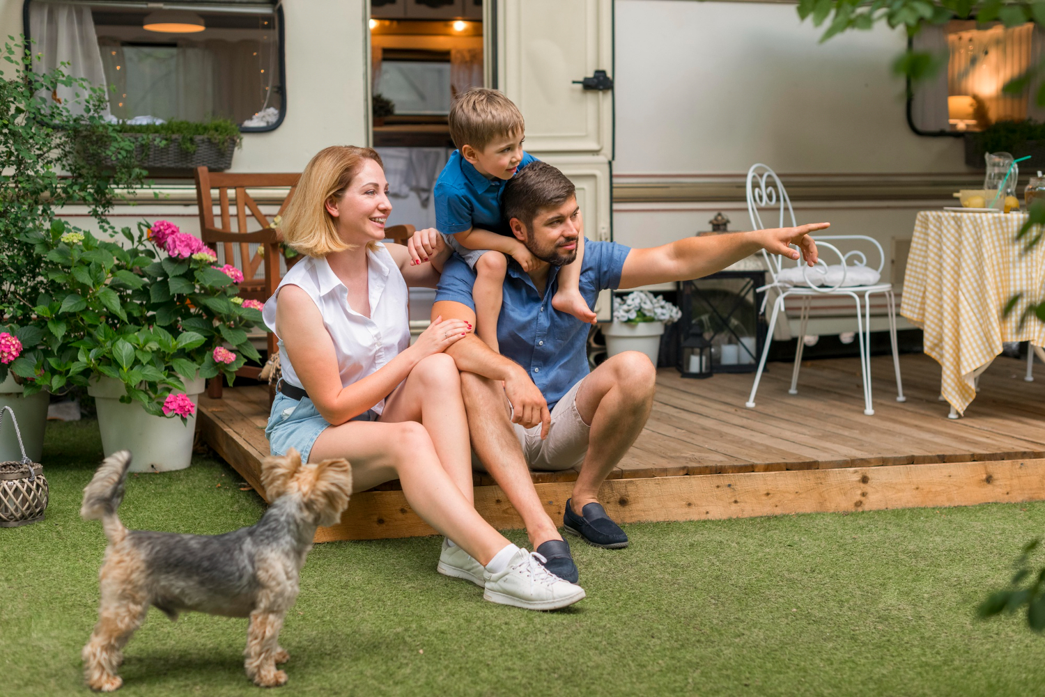Ce înveți când te muți dintr-un apartament într-o casă la curte